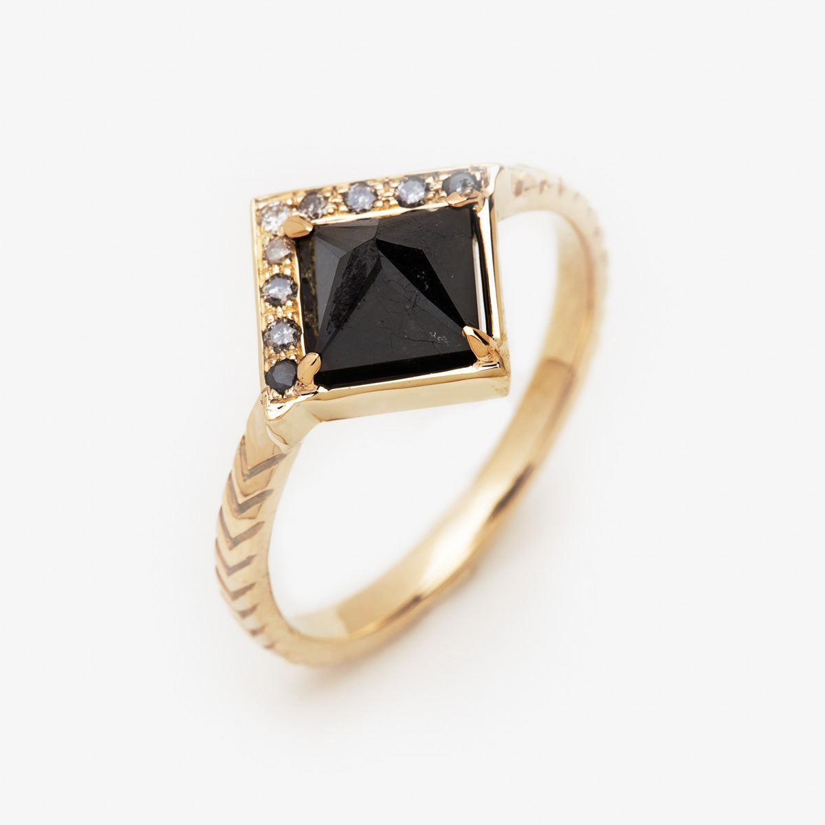 Raziel – Digby & Iona